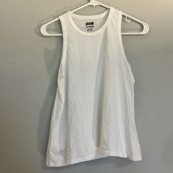 Tailgate | Tops | White Workout Tank By The Brand Tailgate | Poshmark